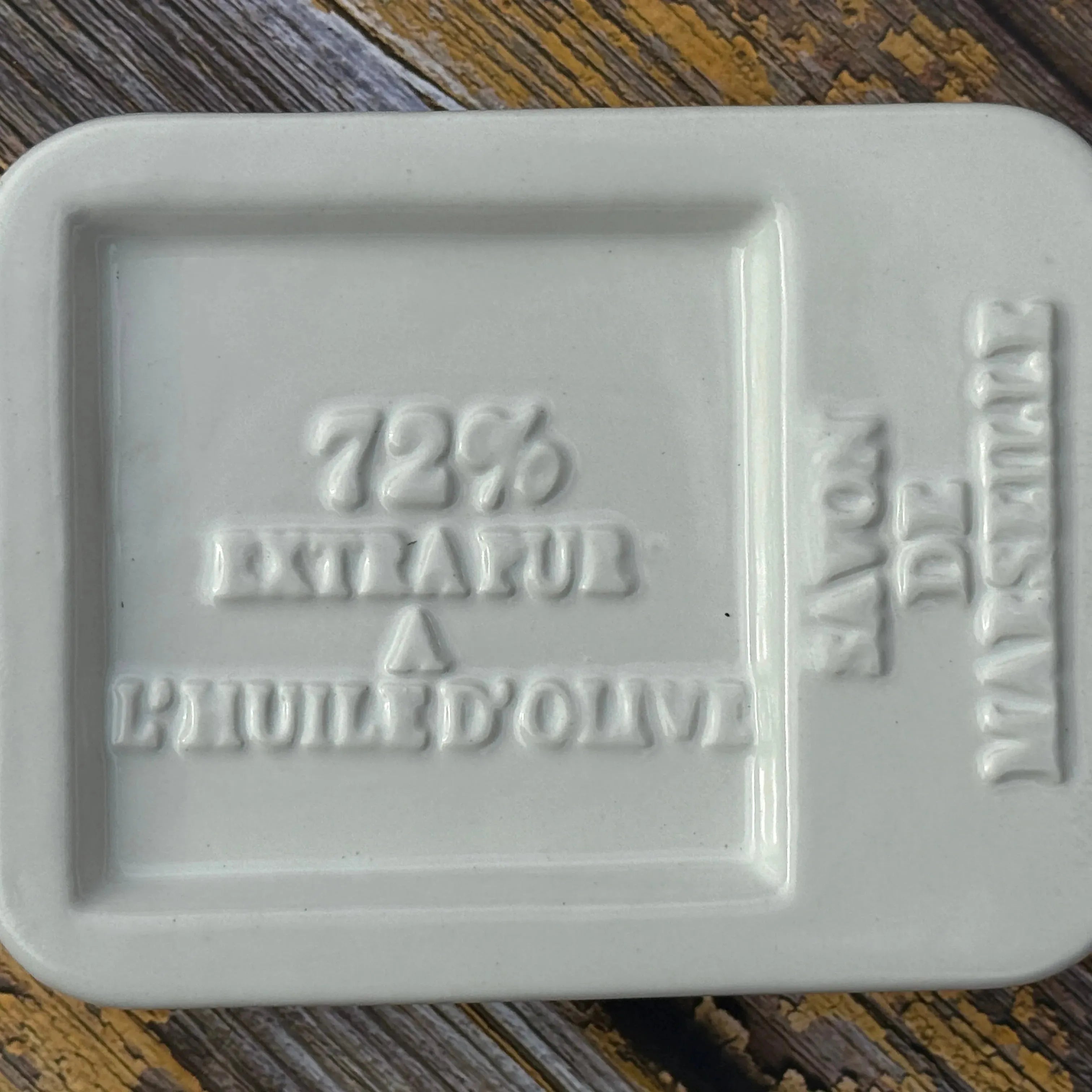 White Square Soap Dish for Savon de Marseille Soap Cubes